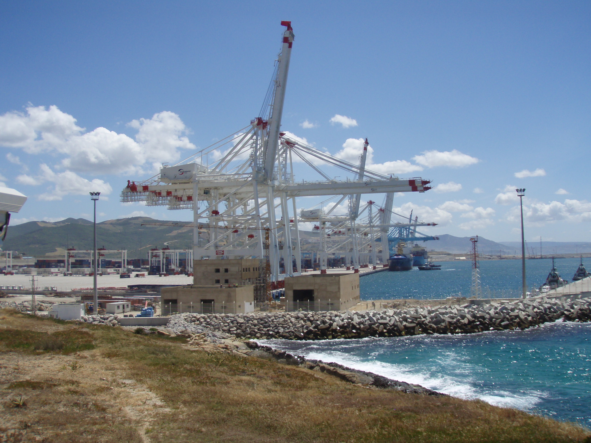 Port de Tanger : le nouvel hub maritime méditérranéen ? - Ecomnews Med